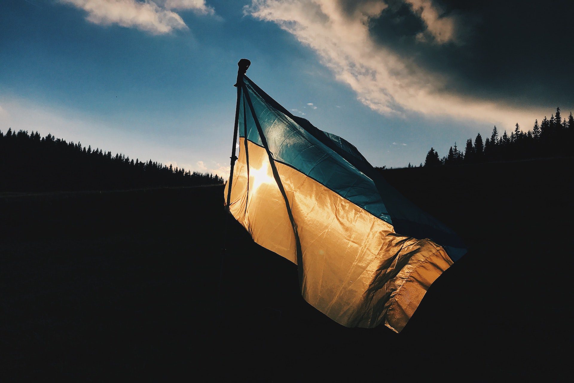 How to Pray for Ukraine – Radical